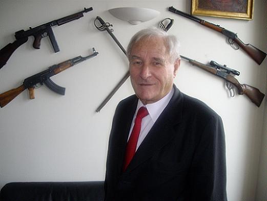 Πέθανε σε ηλικία 84 ετών ο συγγραφέας Ζεράρ ντε Βιλιέ - ΤΟ ΒΗΜΑ