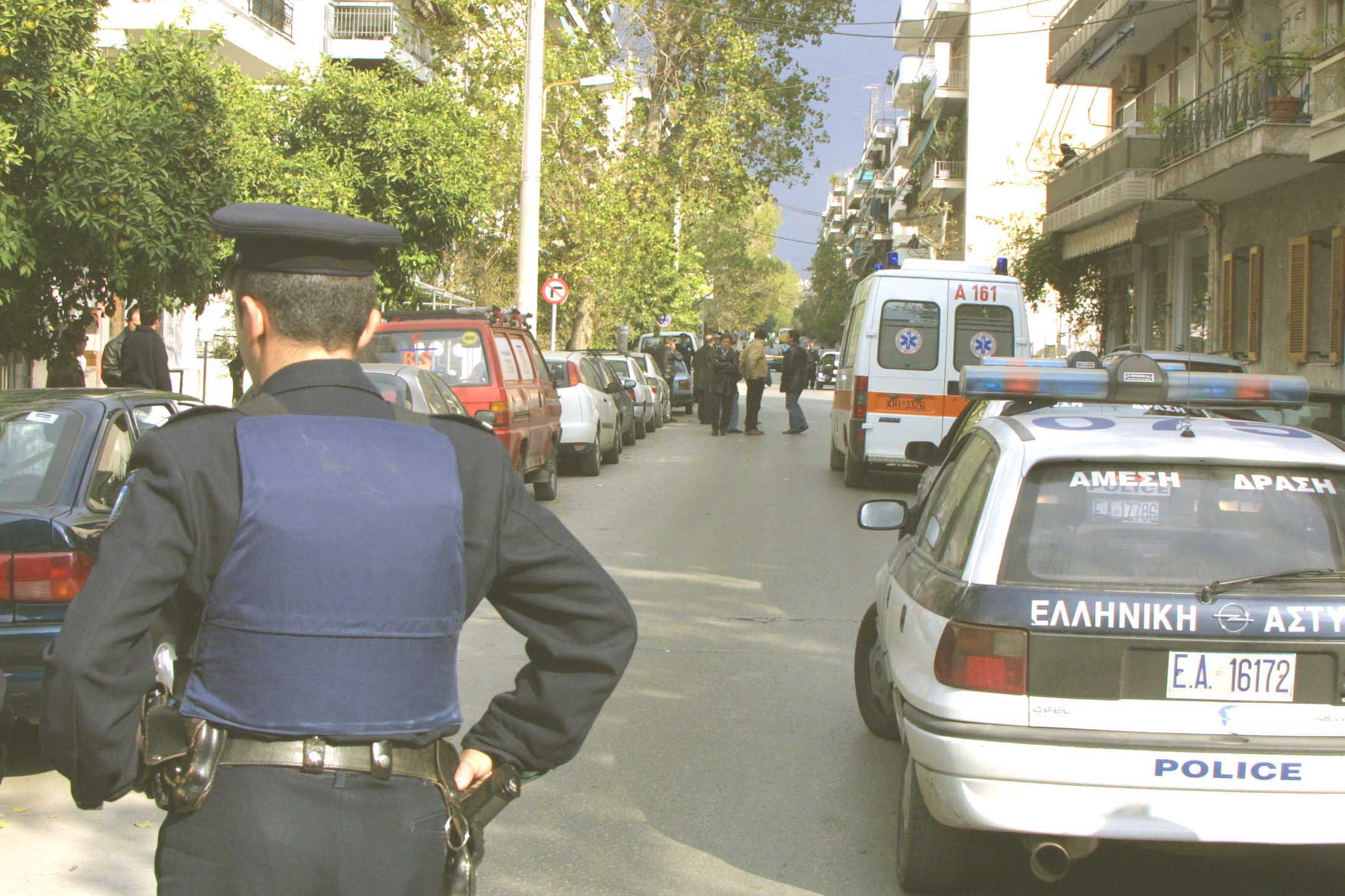 Εκρηξη σε κατάστημα ψιλικών στον Κολωνό - ΤΟ ΒΗΜΑ