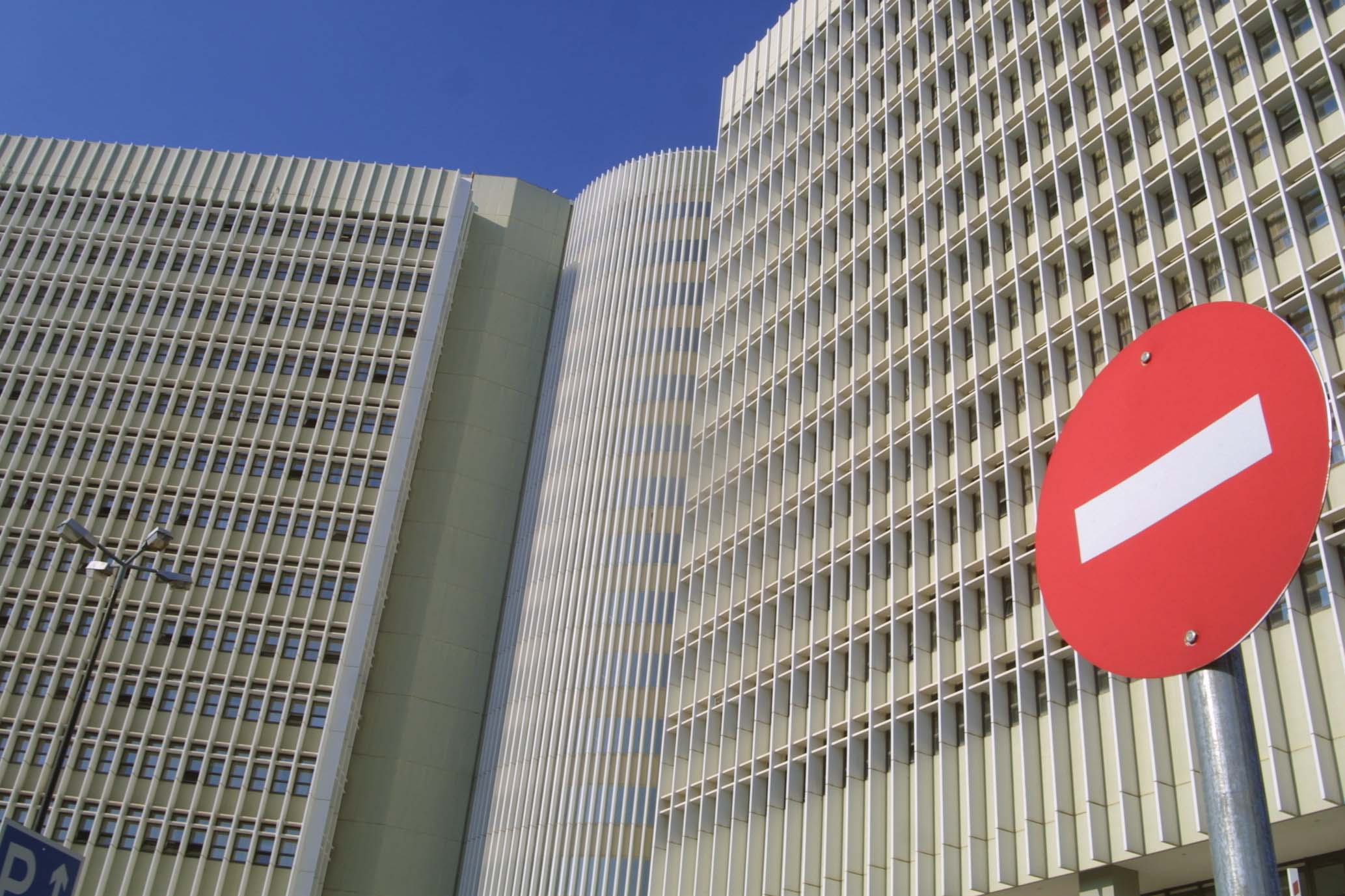 Φάρσα ήταν τελικώς το τηλεφώνημα για βόμβα στο κτίριο του ΟΤΕ στο ...