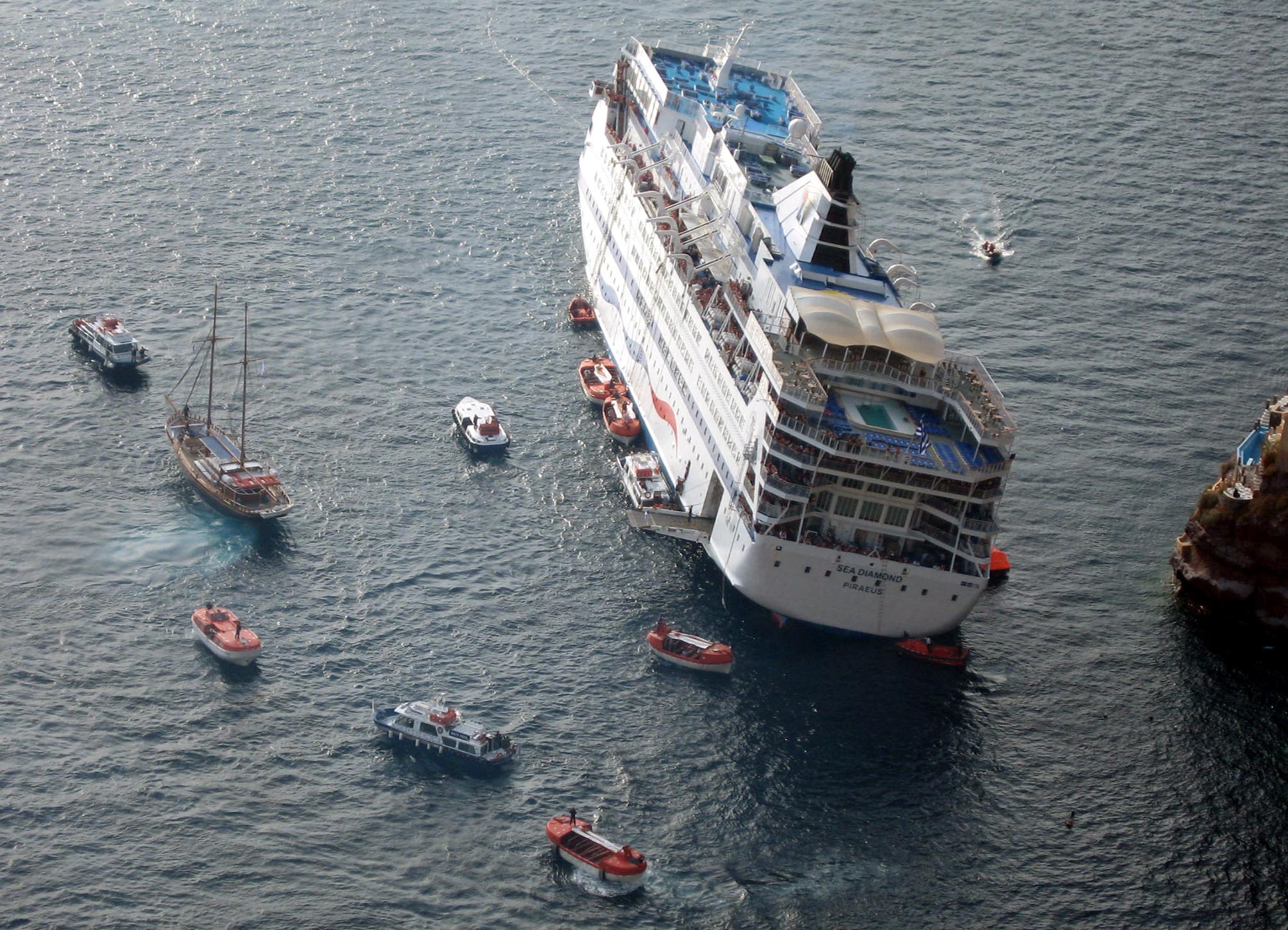 ΣτΕ - Προσφυγή για τη μη ανέλκυση του Sea Diamond - ΤΟ ΒΗΜΑ