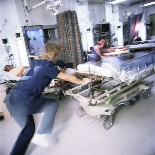 Προσλήψεις επικουρικού προσωπικού στα νοσοκομεία - ΤΟ ΒΗΜΑ