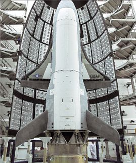 Το πρωτότυπο νέας γενιάς ρομποτικών δορυφόρων; - ΤΟ ΒΗΜΑ