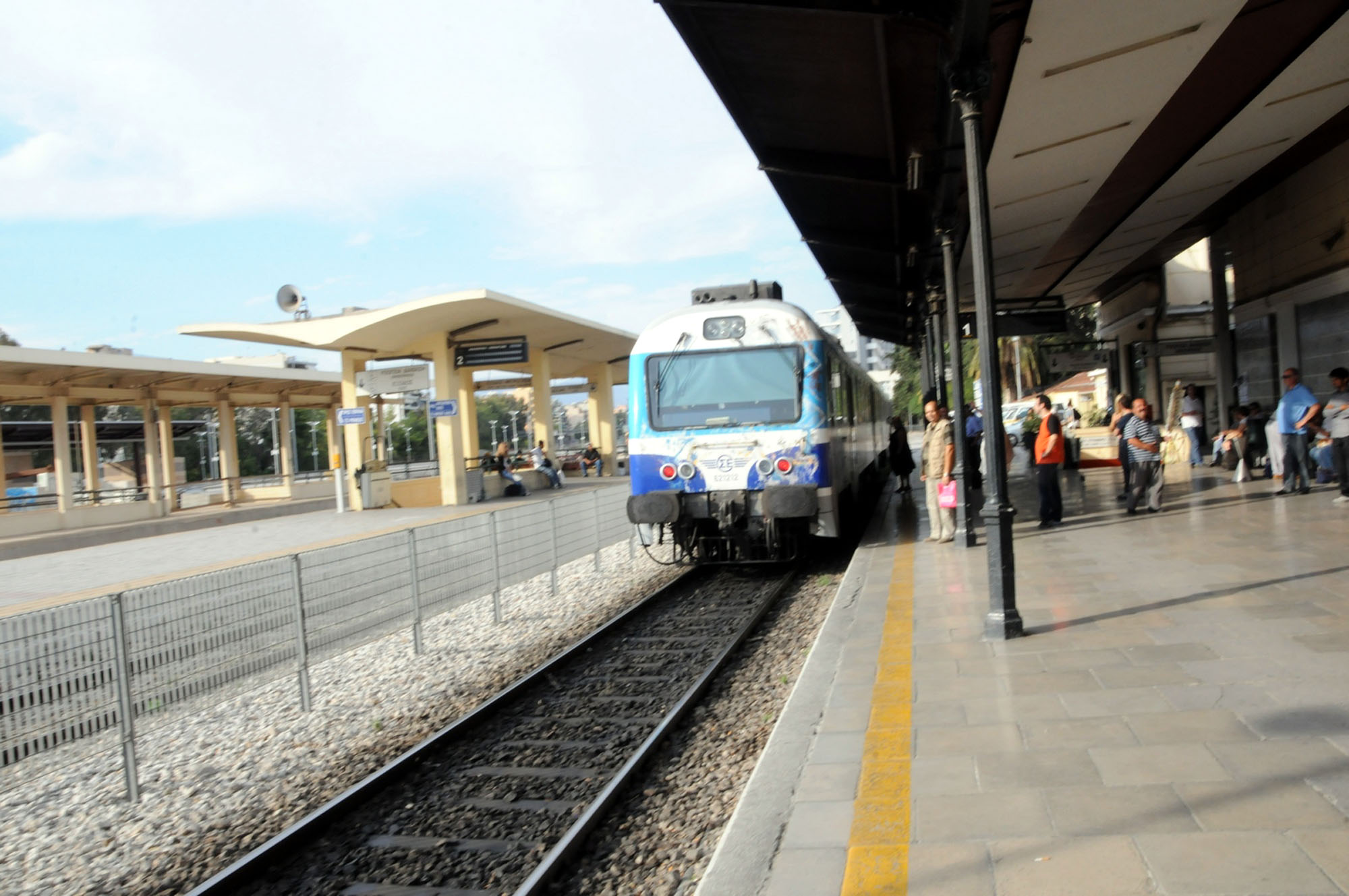 Ανοιξε η σιδηροδρομική γραμμή Αθήνα - Χαλκίδα και Αθήνα - Θεσσαλονίκη ...