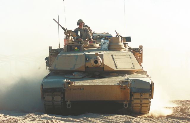 Τα «δωρεάν» Abrams κολλάνε στη «λάσπη» του κόστους - ΤΟ ΒΗΜΑ