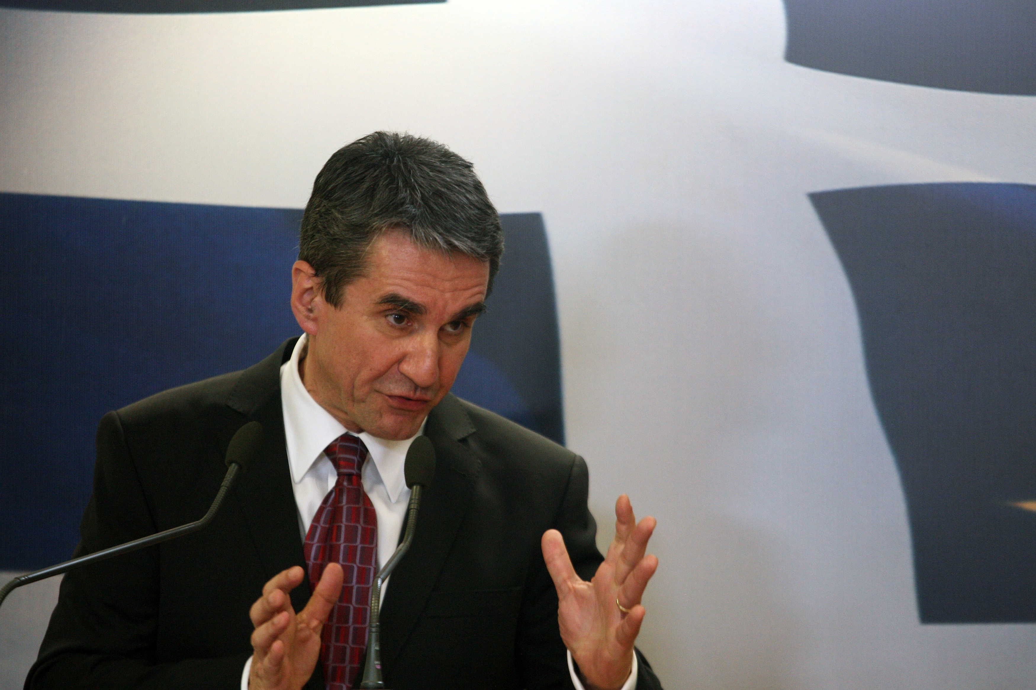 Ανδρέας Λοβέρδος: «Δεν έχω πρόθεση να ρίξω την κυβέρνηση» - ΤΟ ΒΗΜΑ