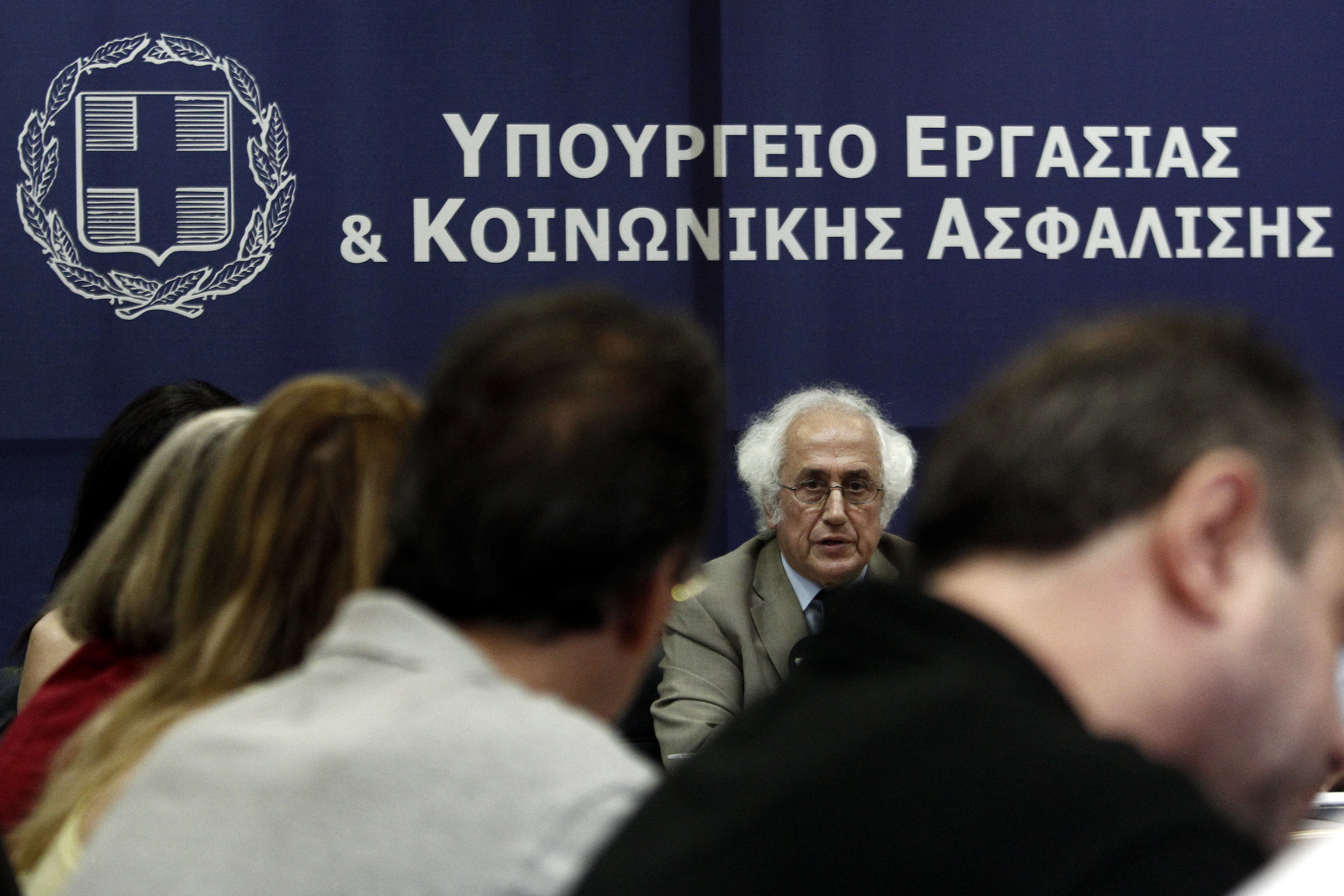 Εγκαθίστανται στα υπουργεία οι νέοι υπουργοί - ΤΟ ΒΗΜΑ