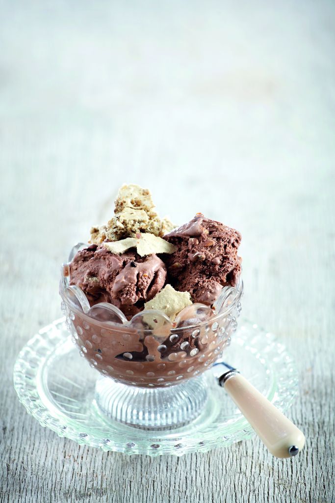 Παρφέ με σοκολάτα γάλακτος - ΤΟ ΒΗΜΑ