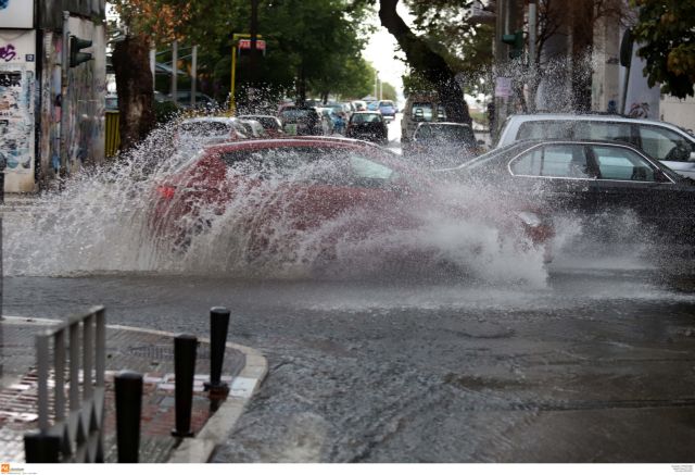 Θεσσαλονίκη: Ισχυρή καταιγίδα – Υπερχείλισε το ρέμα της Τούμπας - ΤΟ ΒΗΜΑ