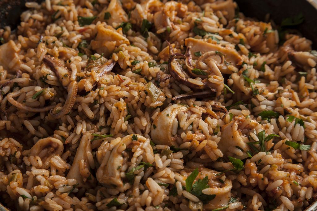 Καλαμαράκια με ρύζι - ΤΟ ΒΗΜΑ