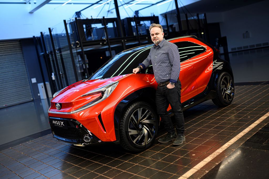 To νέο... δημιουργείν του Lance Scott - ΤΟ ΒΗΜΑ