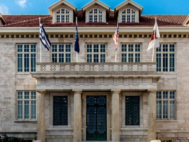 Κολλέγιο Αθηνών: Καταγγελία για εισβολή ατόμων με μαχαίρι – Δεν βρήκε ...