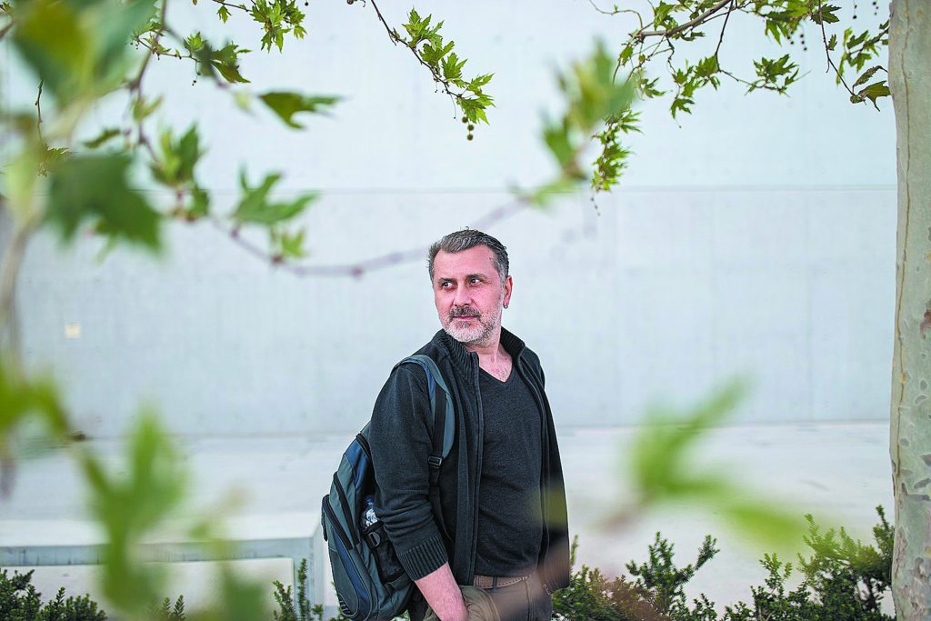 Γιάννης Σκουρλέτης: Από το προσωπικό στο συλλογικό - ΤΟ ΒΗΜΑ