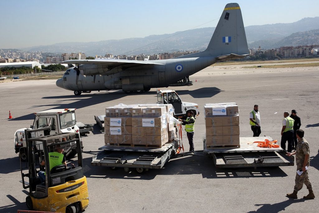 Στον Λίβανο συνοδεία κομάντος ελληνικό C-130 με ανθρωπιστική βοήθεια ...