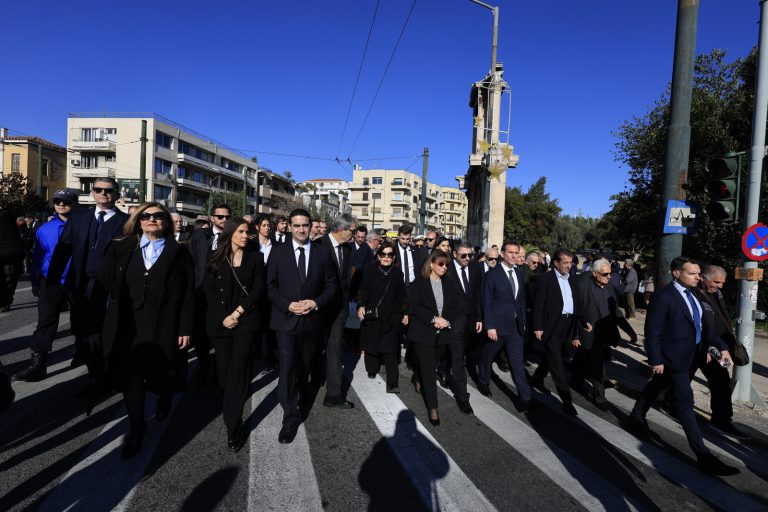 Γυμναστική: Τι θα συμβεί στο σώμα αν κάνετε ξυπόλητοι | Vita.gr