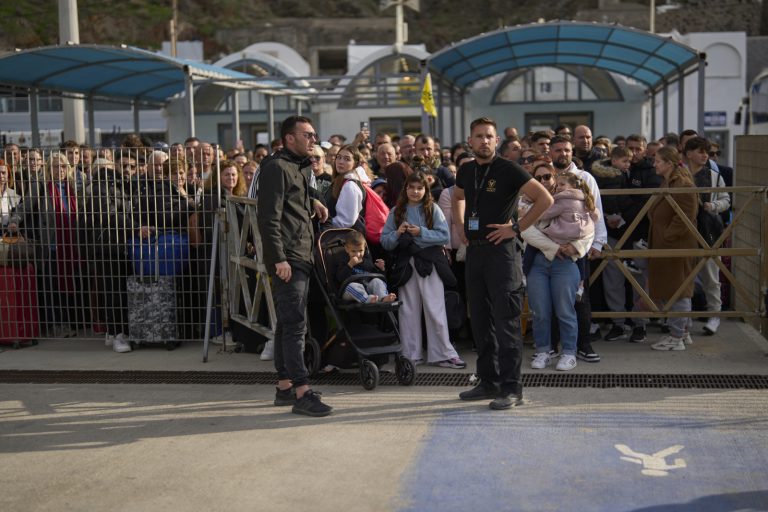 Μπισκότα βρώμης με μαύρη σοκολάτα και αμύγδαλο | Vita.gr