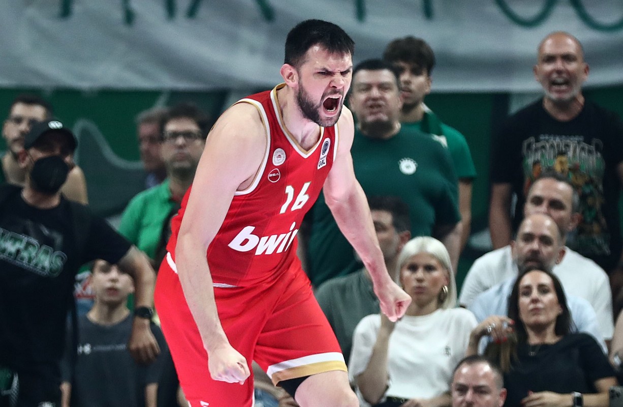 Παναθηναϊκός - Ολυμπιακός 88-99: Διπλό τίτλου για τους ερυθρόλευκους ...