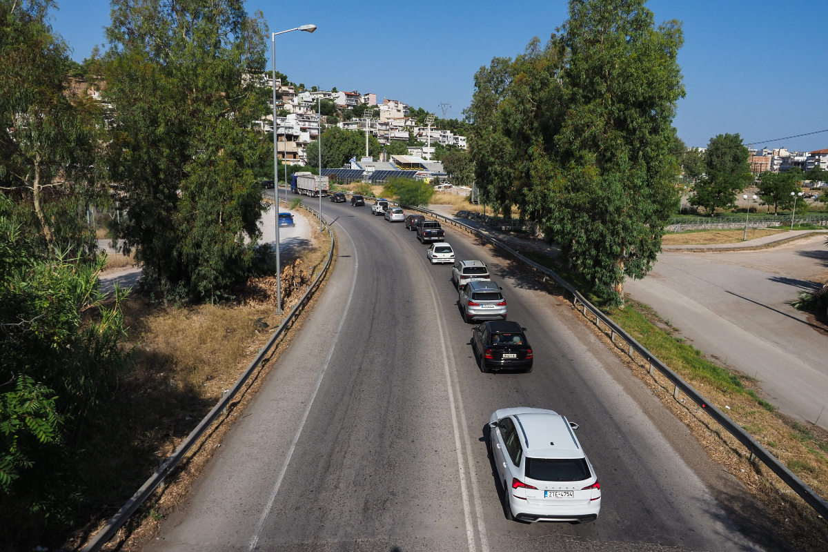 Γέφυρα Χαλκίδας: Εκλεισε η μισή, προσπάθειες να λειτουργήσει η άλλη ...