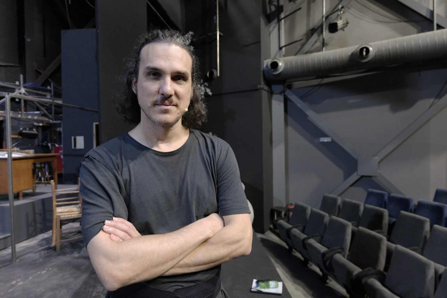 «Νίκος Ξυλούρης-Ο Αρχάγγελος της Κρήτης»: Στις πρόβες της παράστασης ...