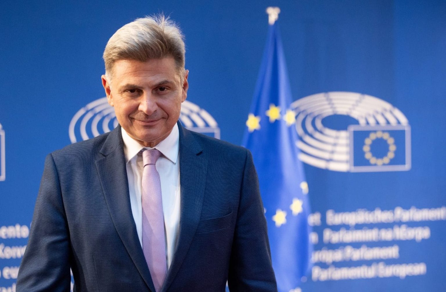 Στο ΠαΣοΚ ο Νικόλας Φαραντούρης - Βλέπει Ανδρουλάκη σήμερα στη Βουλή ...