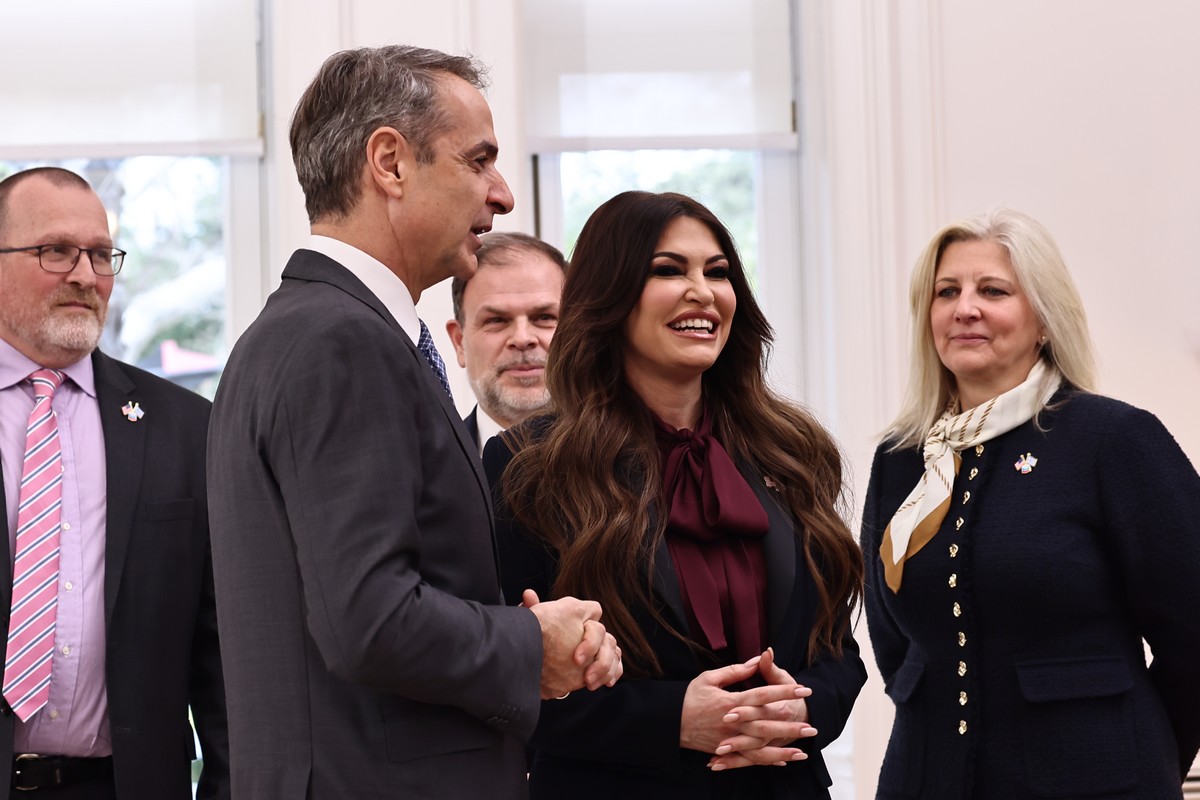 Επεσαν οι υπογραφές με τη Chevron - Οι στόχοι Μητσοτάκη για τους ...