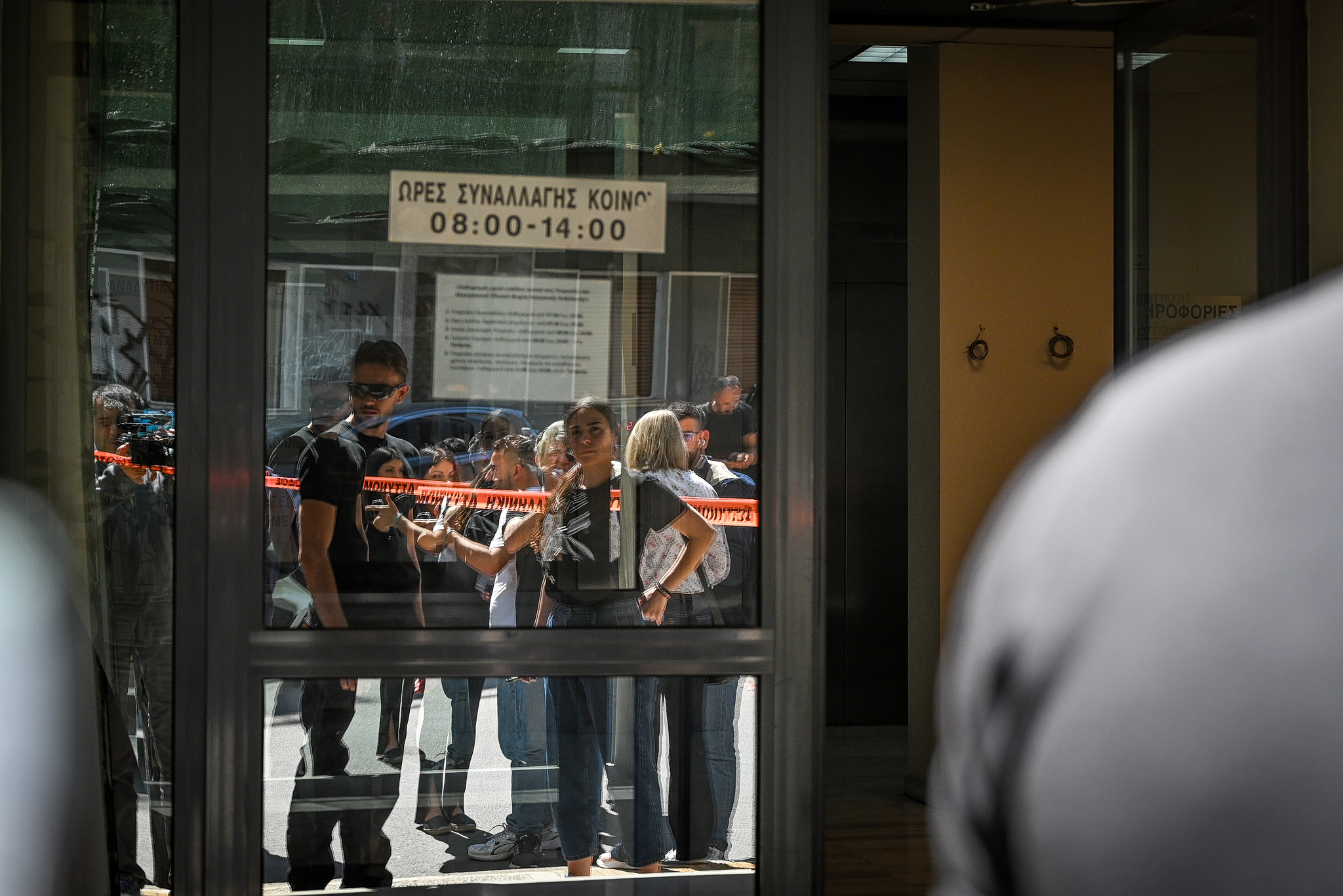 Αυτός είναι ο δράστης της επίθεσης σε ΕΦΚΑ και Εφετείο - Πυροβόλησε ...
